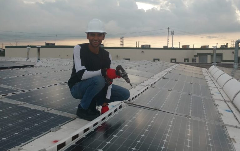 Internship spotlight: On the job experience in solar - Relay Education